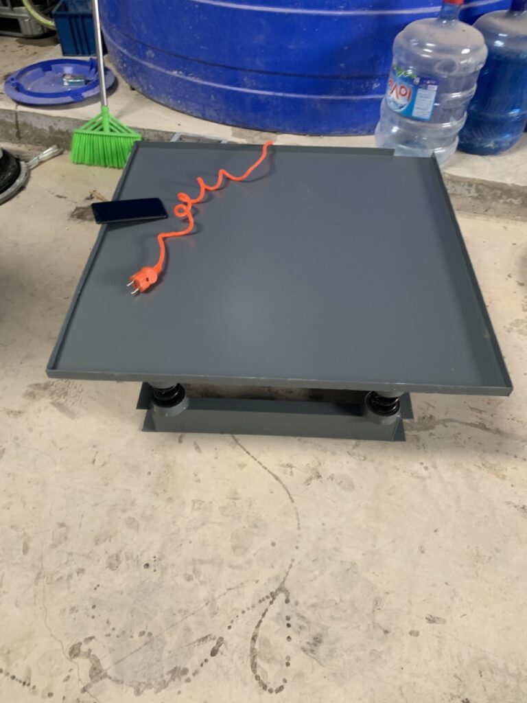 Bàn rung mẫu bê tông 800x800mm - Thietbianphat247 Lh: 0933702888